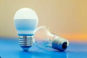 How Many Amps Does a LED Light Bulb Draw? (Explained) - Conserve Energy ...